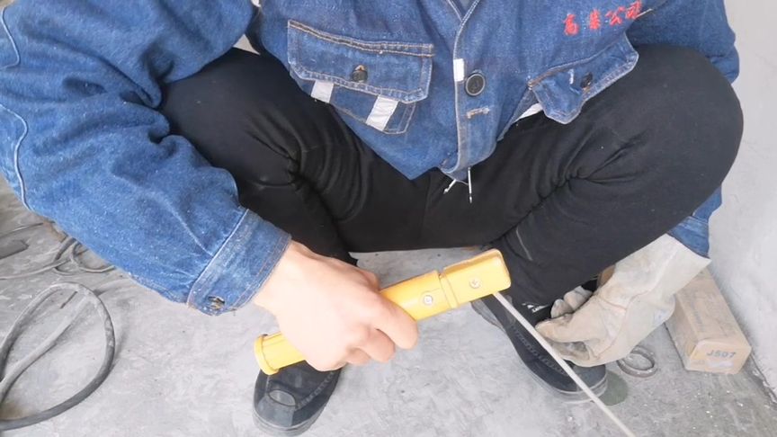 电焊时,怎样避免手抖手不稳?具体原因和方法都在这里,赶快看吧