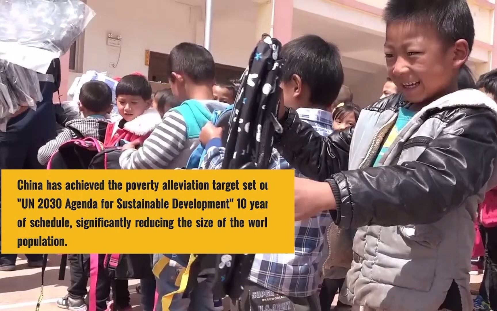 人类历史的奇迹, 海外“大V”这样看--《人类减贫的中国实践》白皮书...