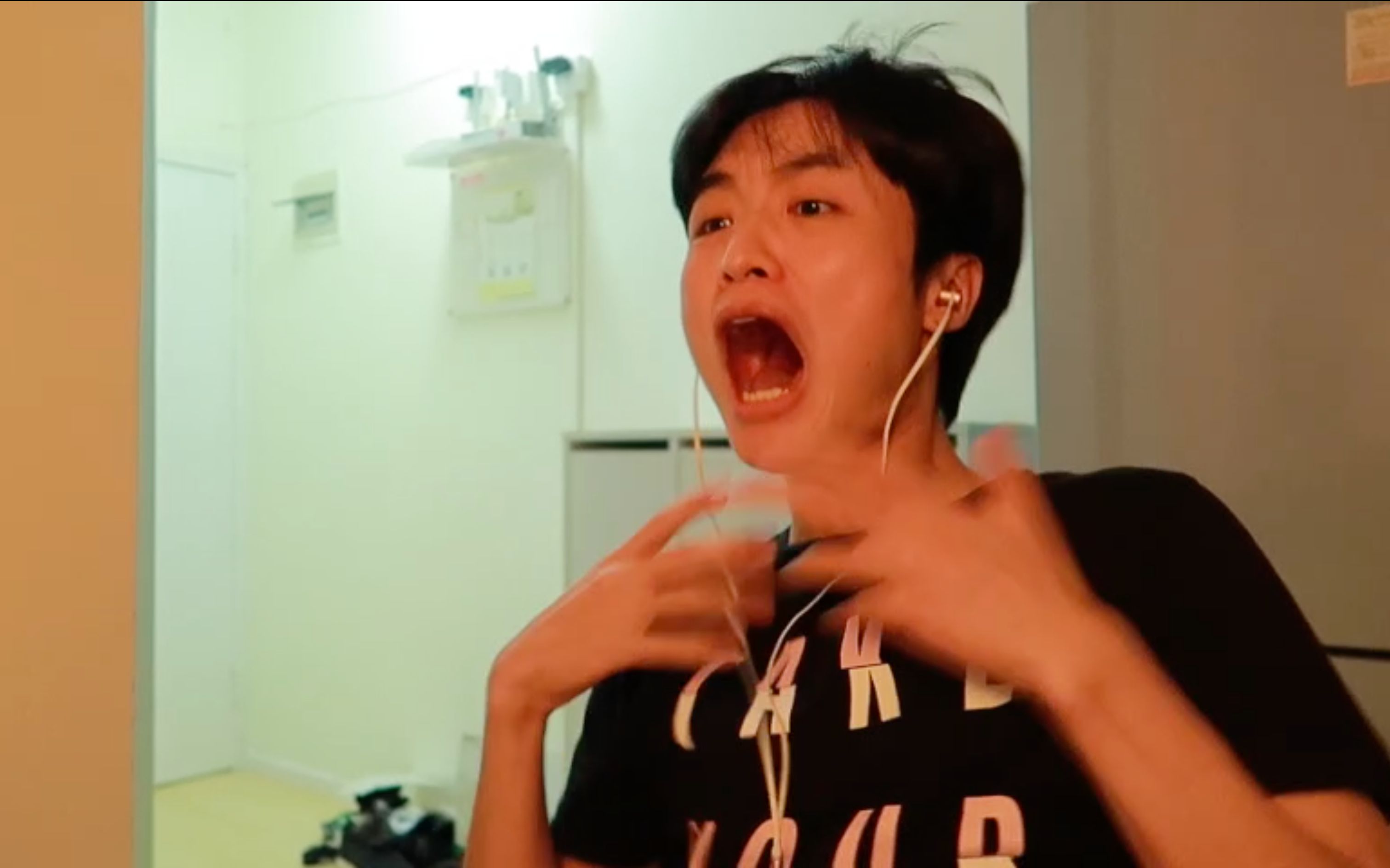 能把你吓懵你信不信!真香警告,朋友我希望你玩点真实的!