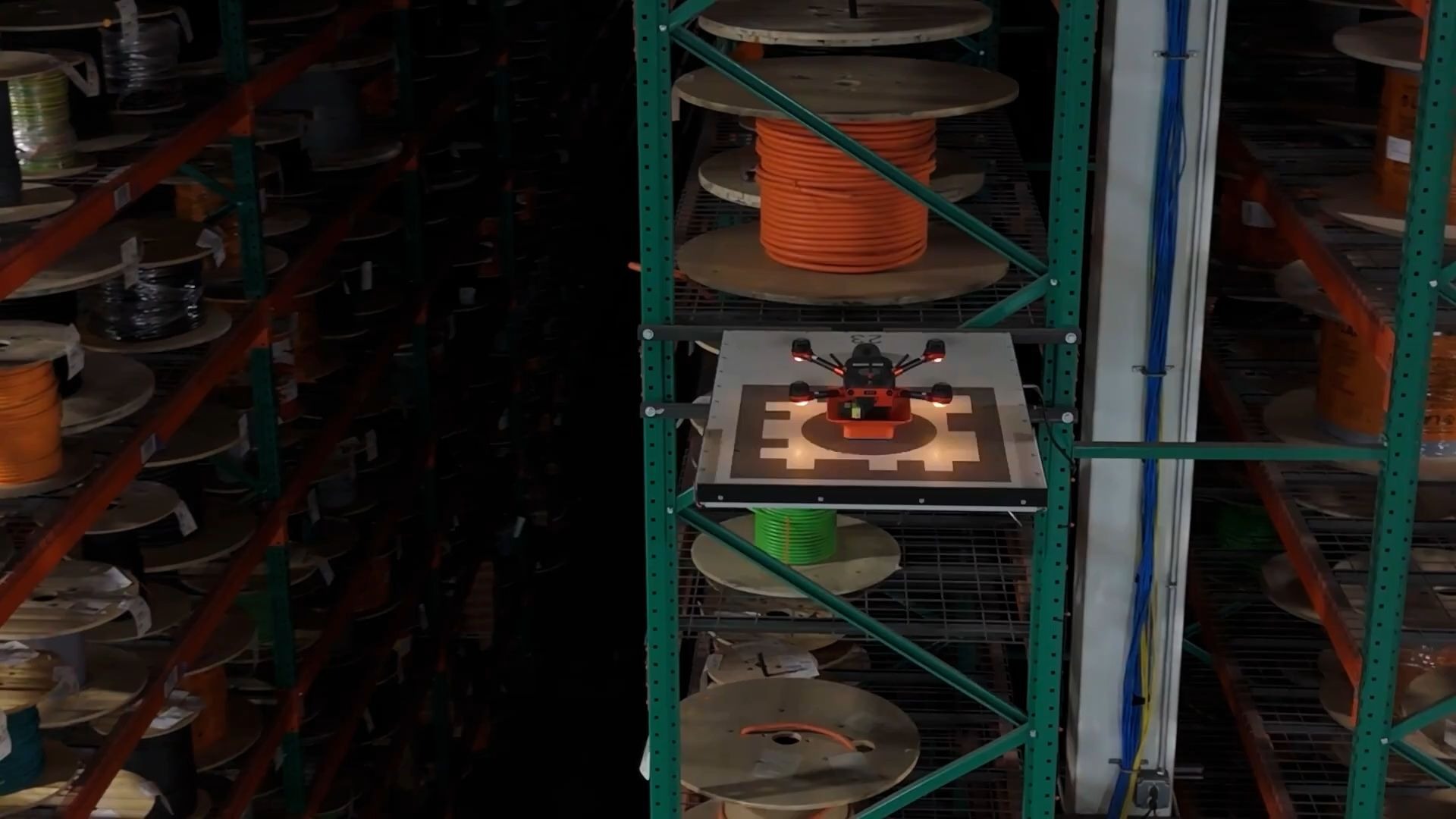 莱普公司(LAPP)如何使用人工智能无人机实现仓库库存自动化