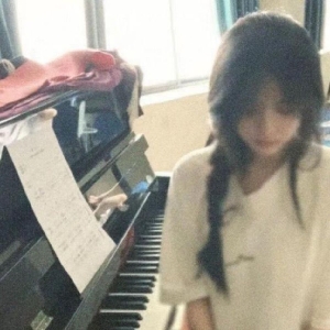 不知名的小伤感 