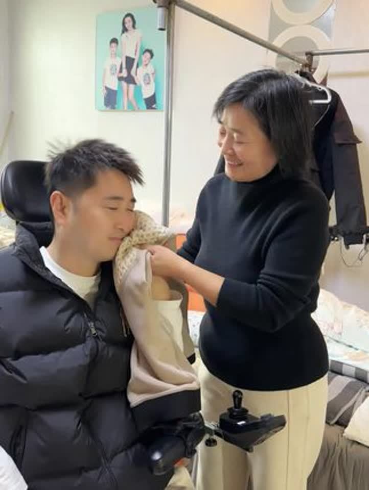 ...这款石墨烯加绒加厚的保暖裤,保暖效果真的很好,面料舒适柔软有弹性...