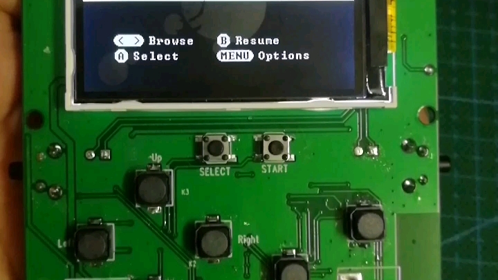 esplay的竖版游戏机,9月21打的板,趁国庆东风完成。FC运行效率还...