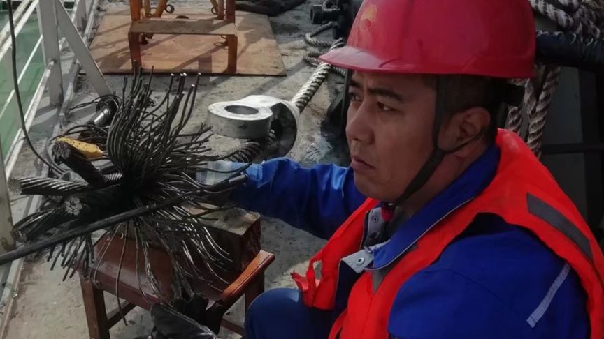 有30年经验的老技师,教您如何插编钢丝绳