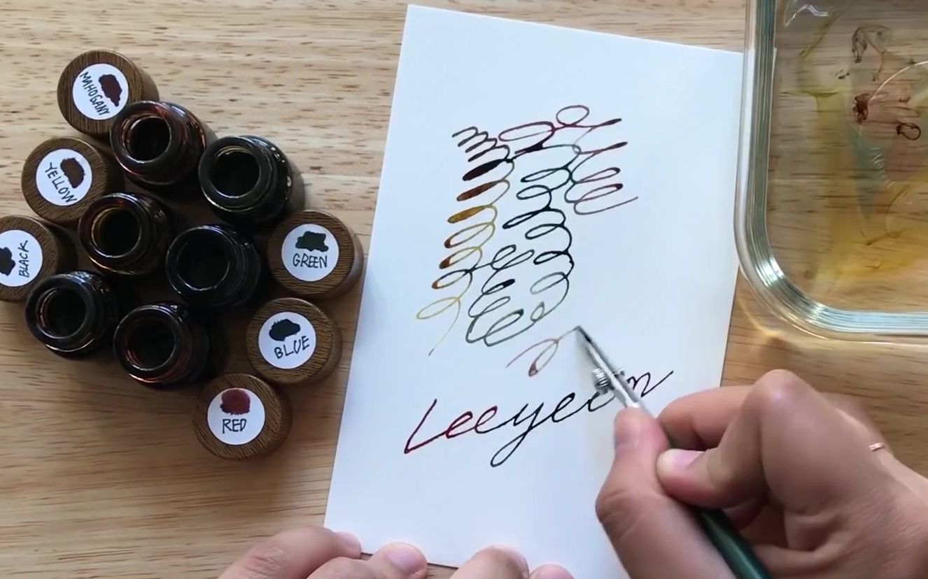 【墨水推荐】有没有人和我一样沉迷于这种冷冷清清的色调?这款墨水...