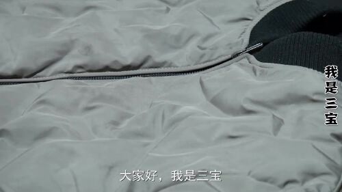 羽绒服袖口脏了别急着送干洗!3分钟学会这招,在家轻松洗得焕然一新