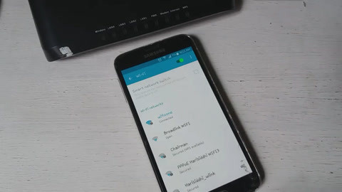 ./b>已经连上WiFi却上不.