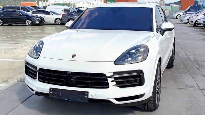 2020款保时捷卡宴到港实拍,实车太漂亮了,近距离感受一下有多帅