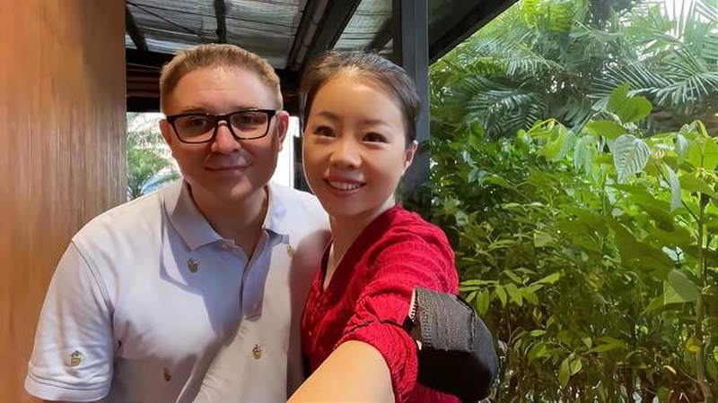打卡印度尼西亚的夜市,因为不识字闹了个笑话