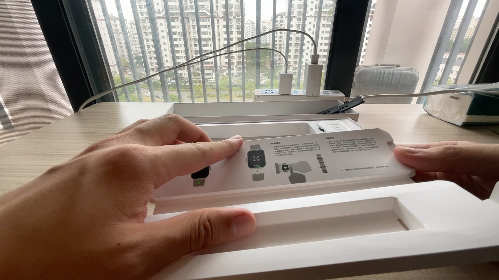 [oppo watch 3pro开箱]手表看起来不错,拼多多百亿补贴入手,官网激活...