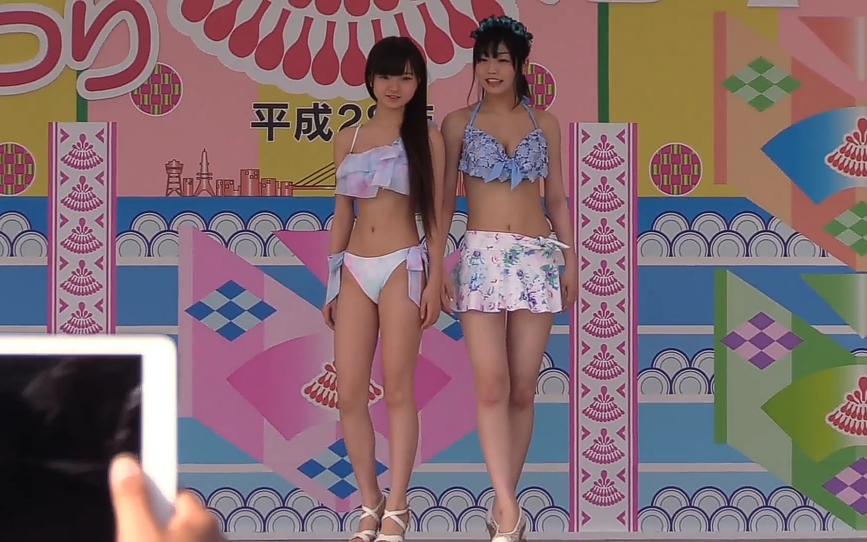 日本美少女模特 泳装走秀视频集锦