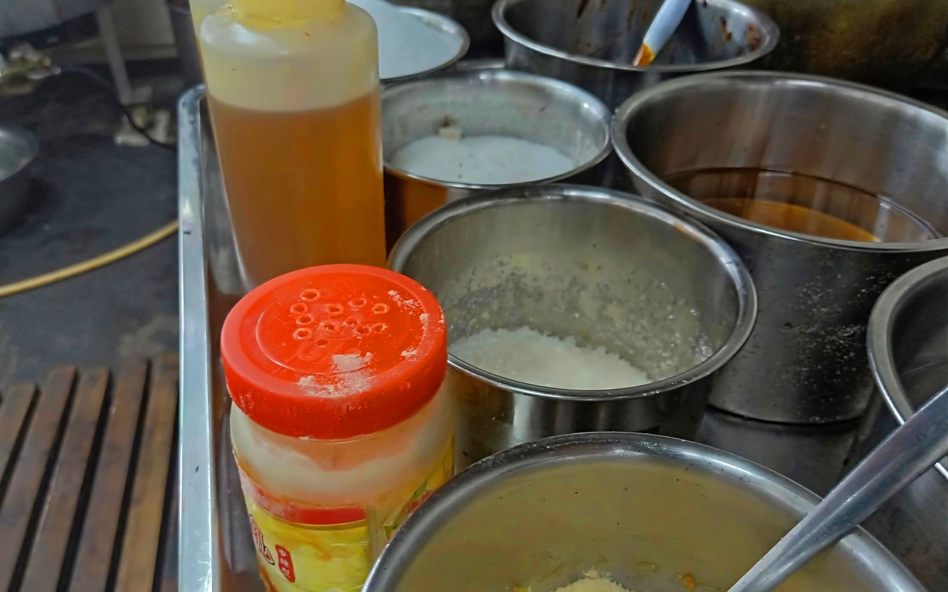 大厨讲解“调味料”的正确用法,让大家都能“调”出饭店的味道