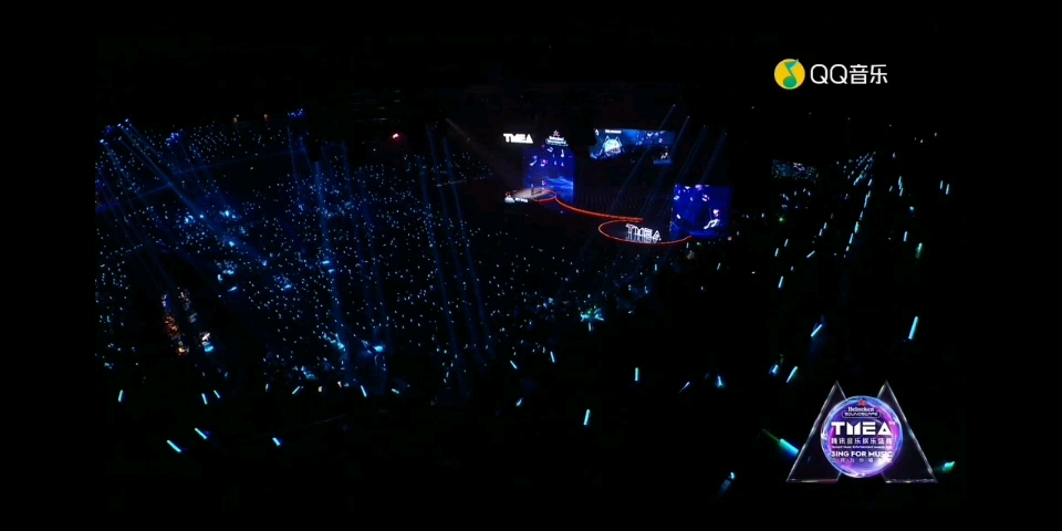 如何评价TMEA周杰伦一出场把直播间搞崩了