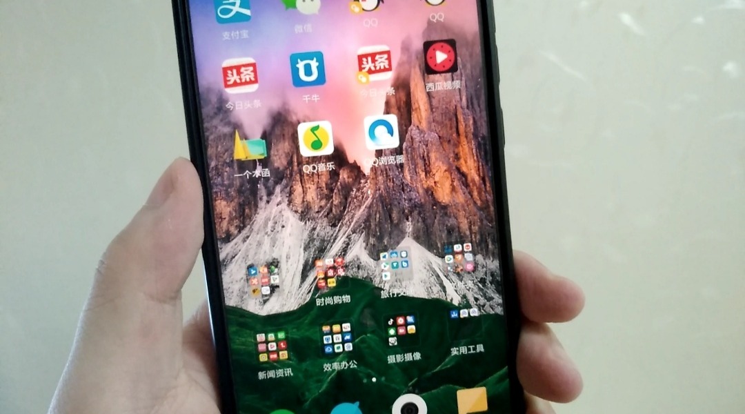 小米MIUI系统很人性化, 自带抢红包功能, 还可以设置闹铃