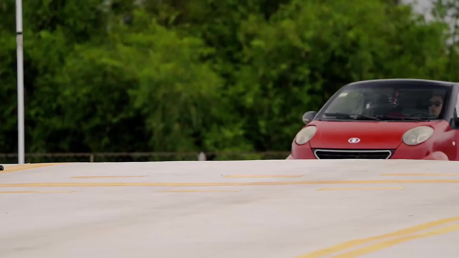 这是一部开起来乱七八糟的车#smart