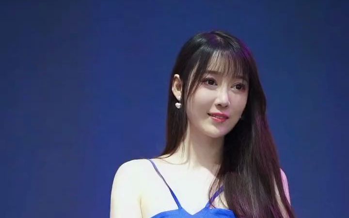 2021广州车展 车展现场 美女车模