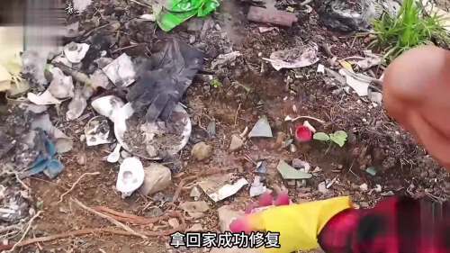 垃圾堆捡的苹果手表被小伙神修复!成品惊艳全场,网友直呼太牛了!
