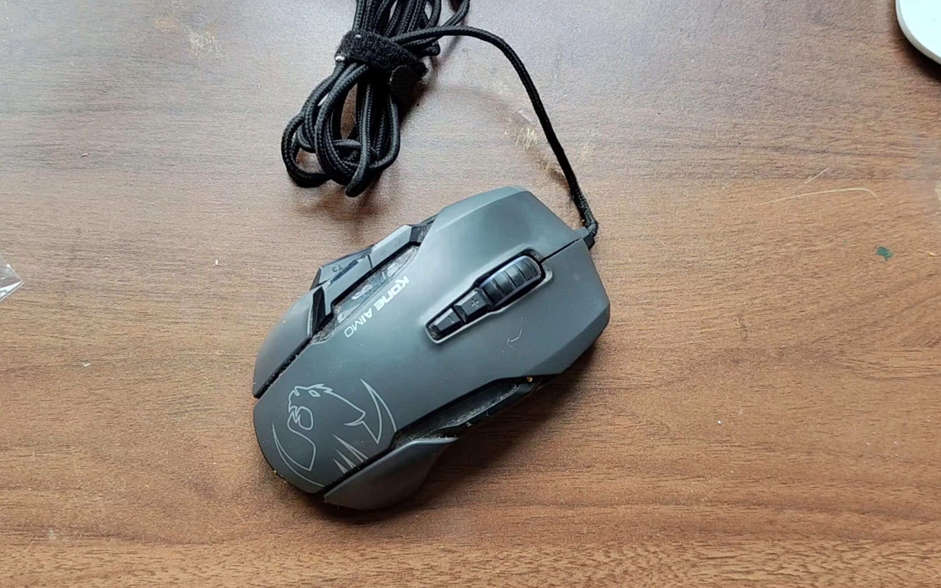 1111-KONE aimo大师版鼠标双击更换微动教程