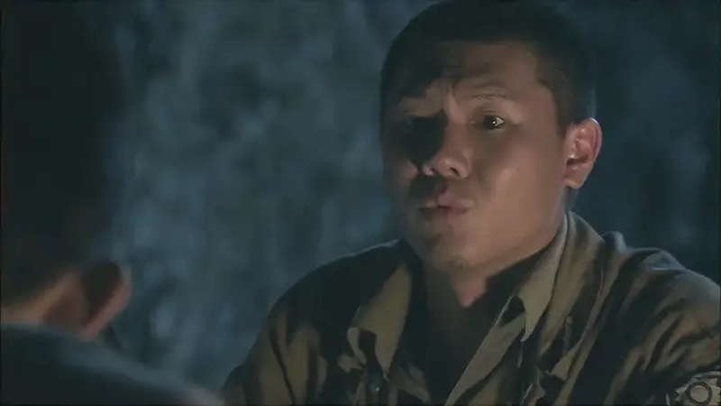 锁定美军特使:队长强调任务透明化,男人却不同意