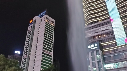 长沙观音桥旁边的喷泉。