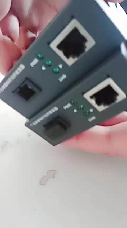 【开箱】前兆光纤收发器