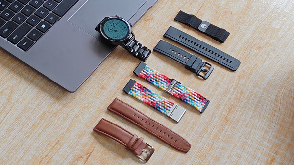 5款智能手表表带横评!实测告诉你该怎么选择