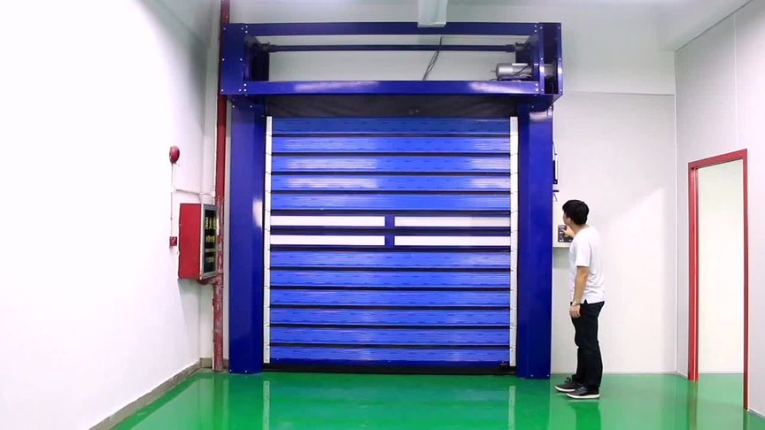 硬质快速门安全性能高,有安全气囊、安全光幕以及急停等安全措施