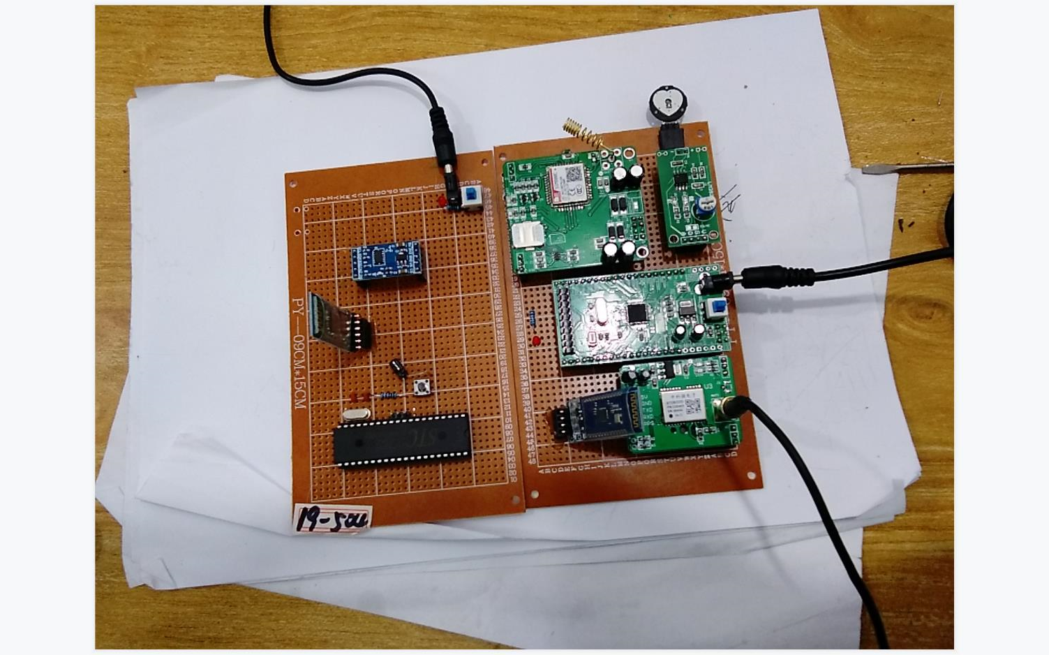 基于STM32单片机的智能手环健康检测老人防跌倒设计主从机设计-...