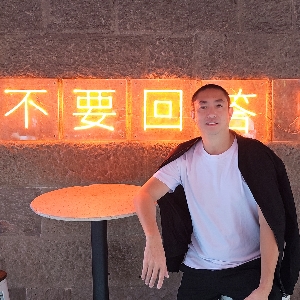 智哥在泰国开酒店 