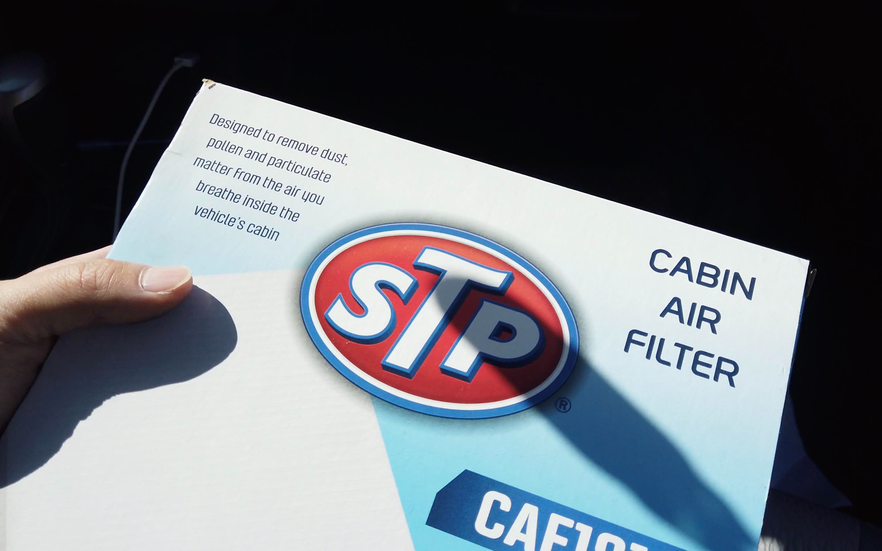 2016丰田卡罗拉空调滤芯更换