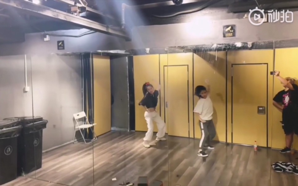 青春有你2虞书欣跳舞视频合集!