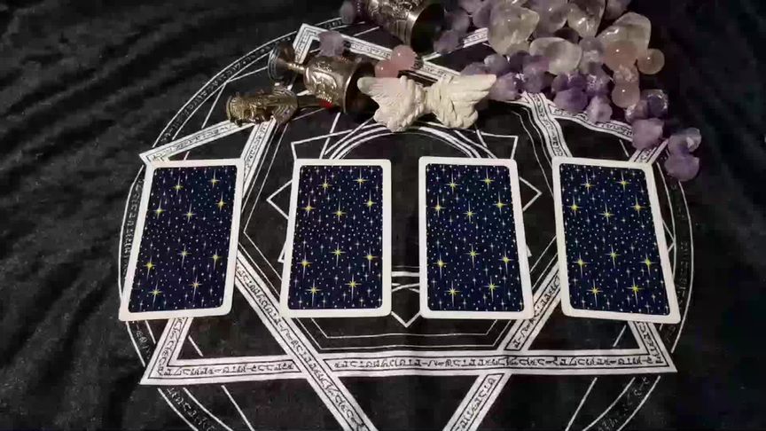 塔罗占卜:默念彼此名字抽牌,看阻碍你感情发展的原因究竟是什么