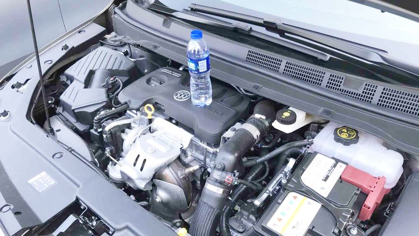想买小排量车,双离合、三缸机谁更合适?老司机深度分析,有道理