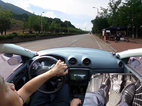 手动挡起步加档驾车技巧教程