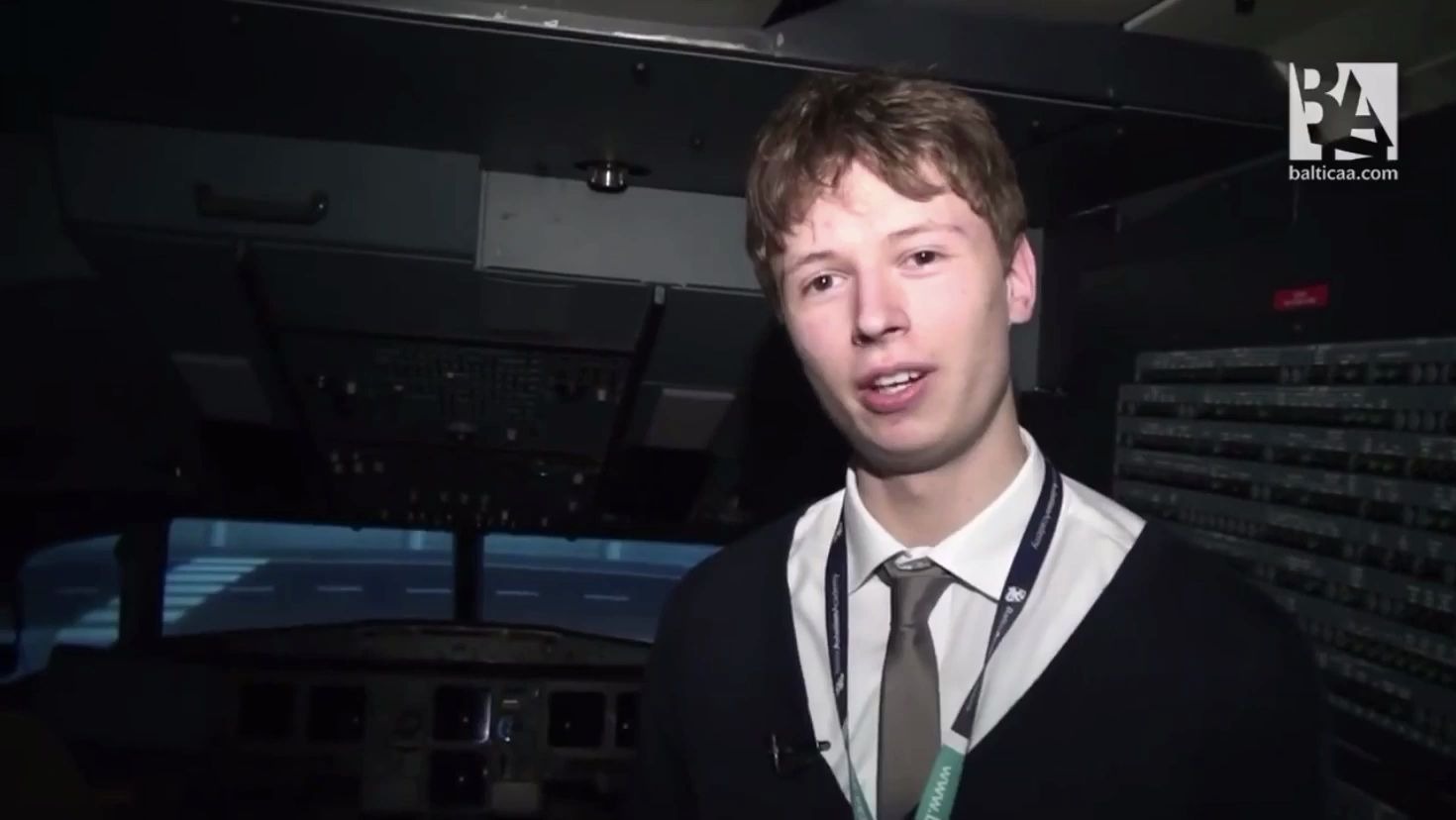 YouTube搬运:如何冷启动一架空客A320到起飞(英语无字幕)