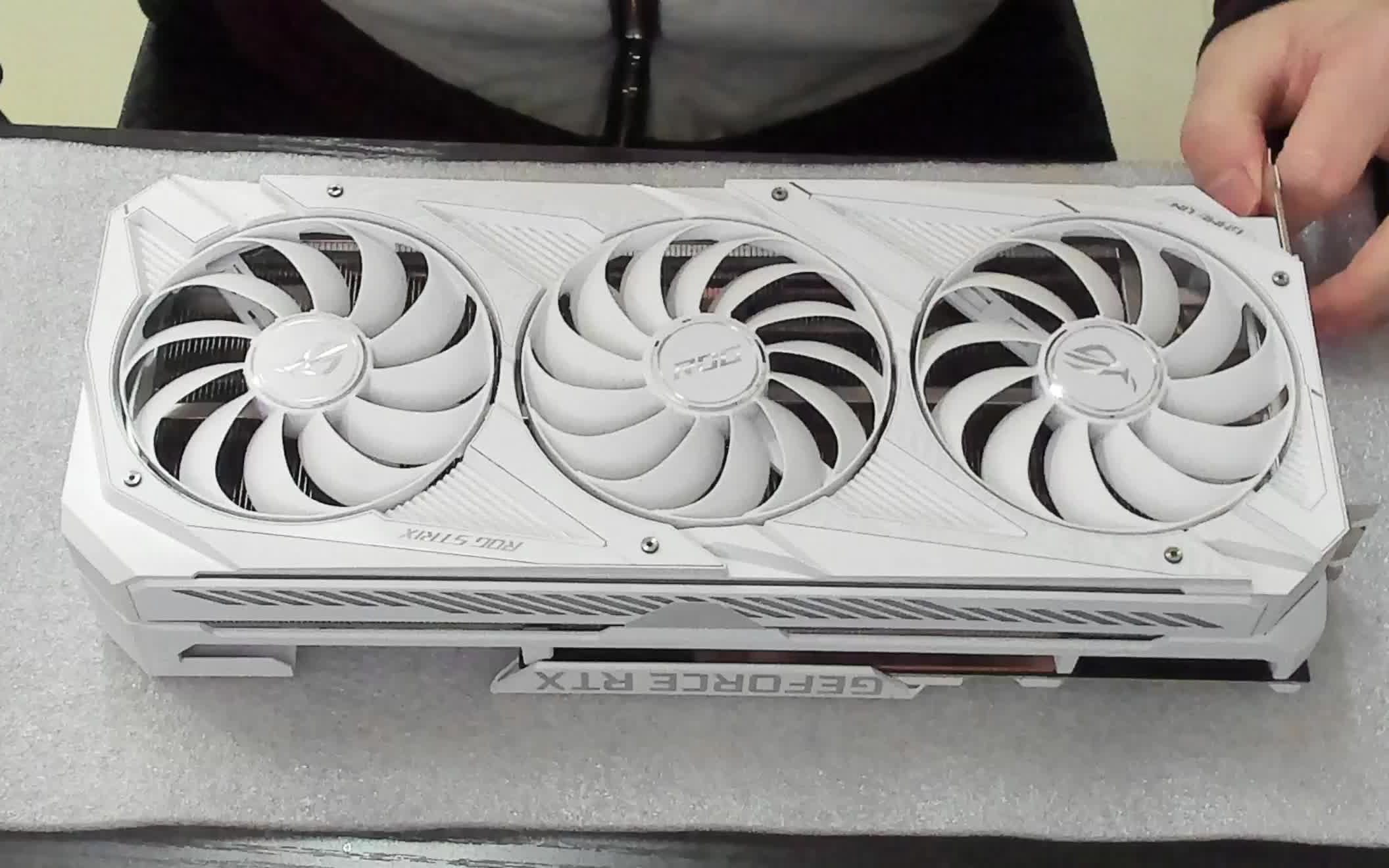 Asus华硕ROG猛禽RTX3080显卡解决显存过热问题方案2.0版本主散热...