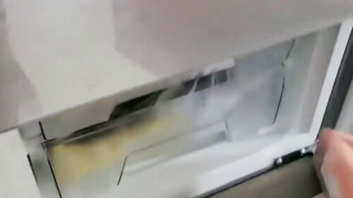 鸡蛋让老公放冰箱,你竟然放在冷冻的位置,拿出来往地上摔都不坏!