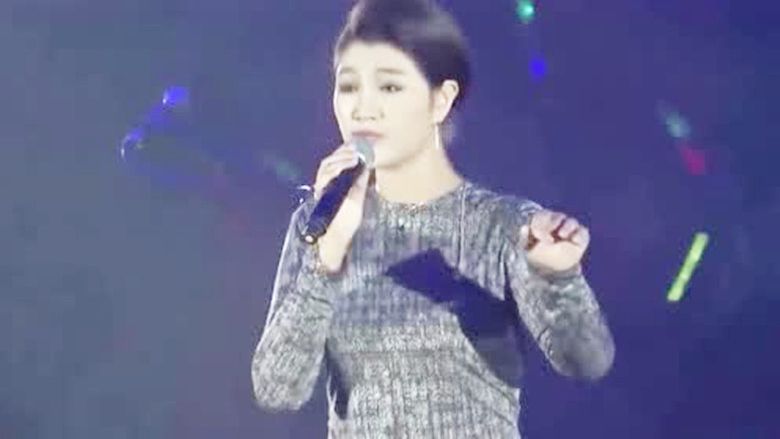 降央卓玛《马儿你慢些走》,好听的一首军旅歌!