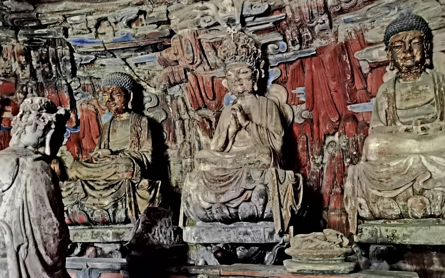 世界遗产大足宝顶山石刻:圆觉洞 佛祖为十二圆觉菩萨讲经说法