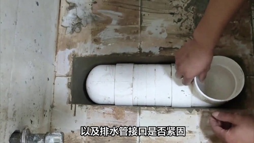 卫生间排水管的清洁和维护方法,定期检查、排水管清洁