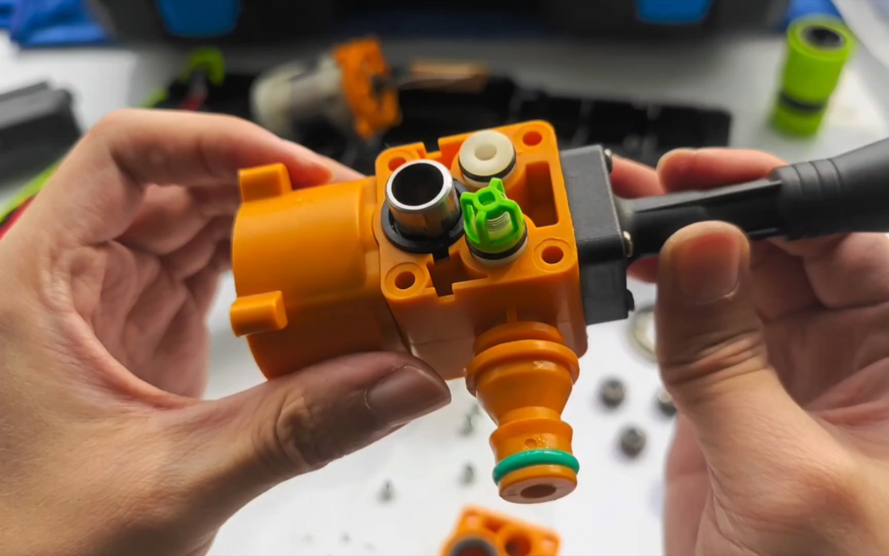 ...机柱塞泵工作原理 对比之前拆解了解不同产品的差异 从原理到使用...