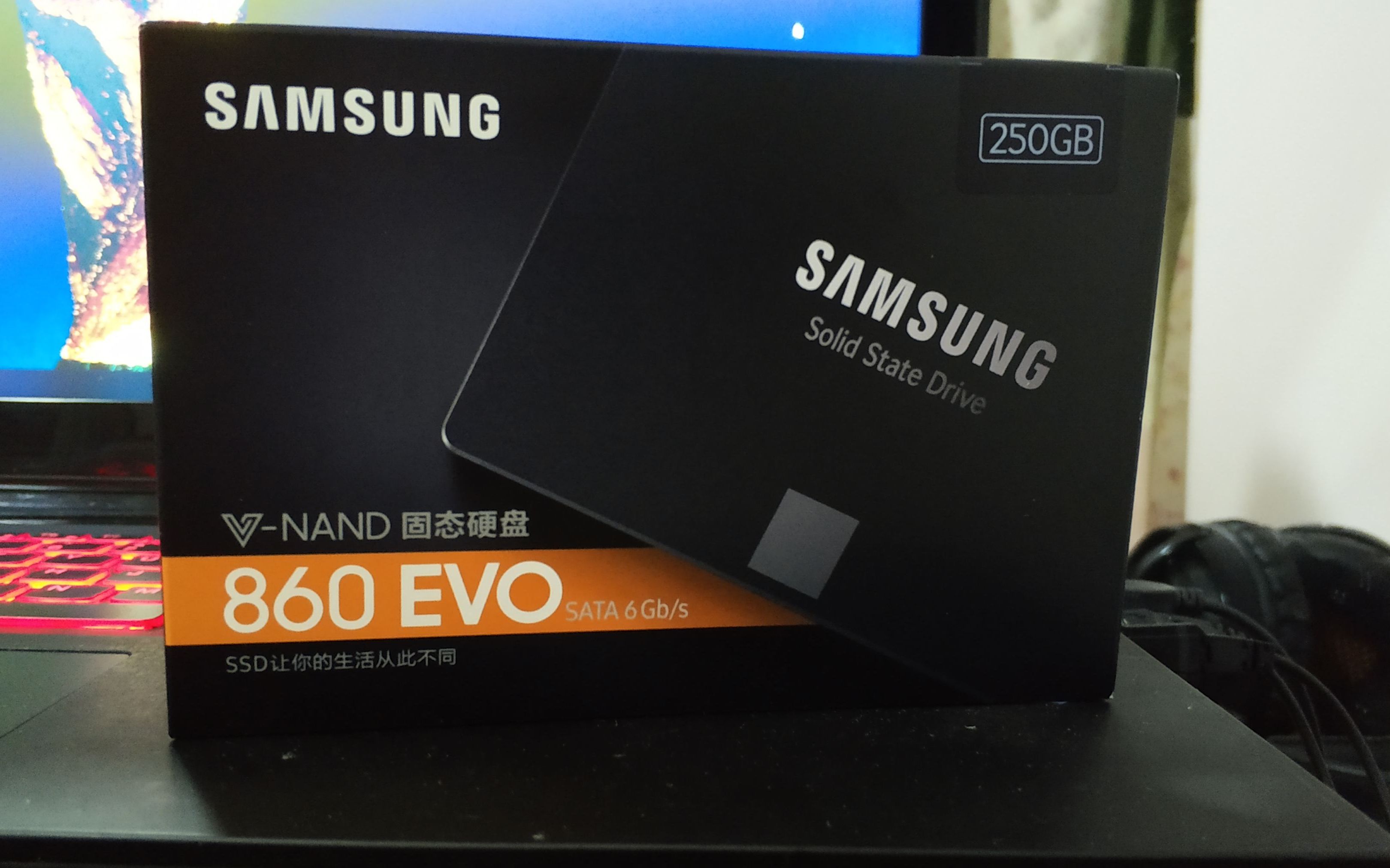 一步步教你更换固态硬盘,提升老笔记本性能