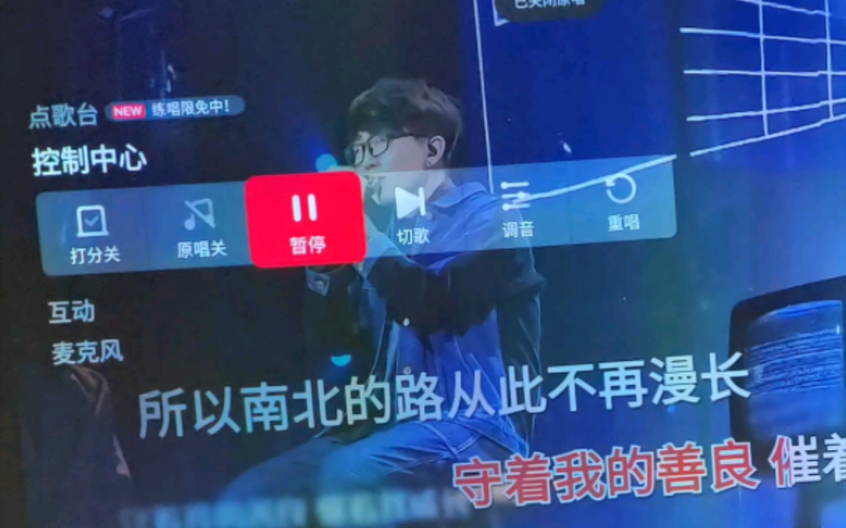 华为sound x new+投影仪+麦克风=起飞呀