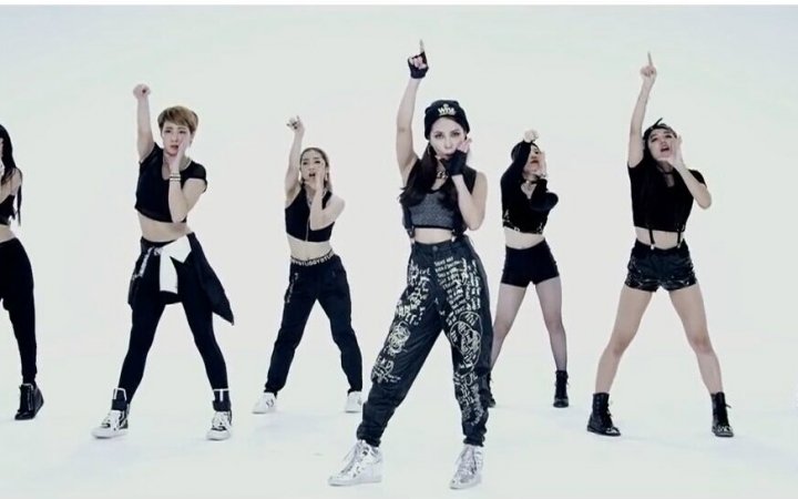 【 看舞者还是MV?】BoA Shout It Out