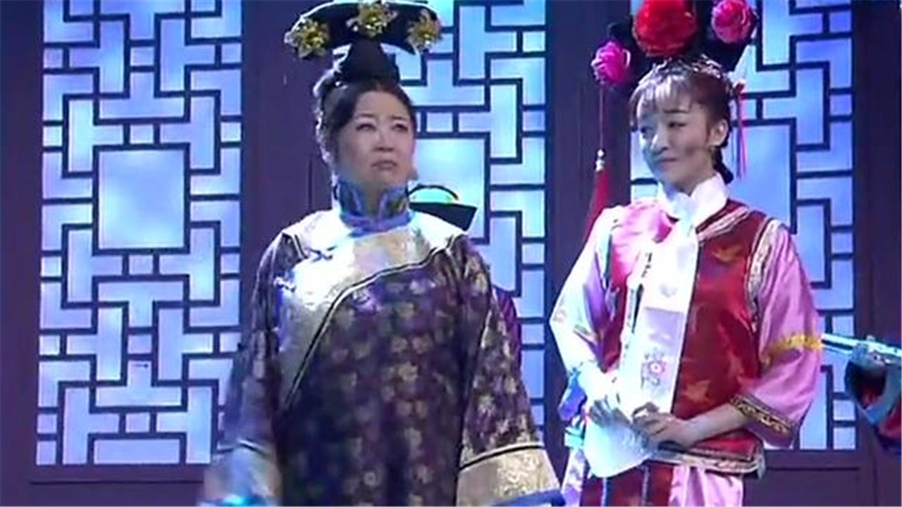 《还珠格格》经典片段小黑屋,申奥扮紫薇,杨迪扮皇后搞笑重现