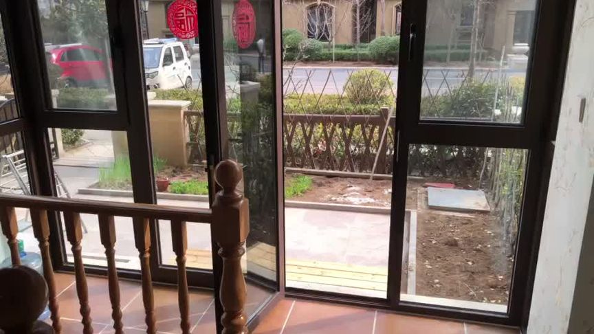 莱西最高档小区法式宫廷建筑 绿化覆盖率达到百分之九十塞纳波菲...