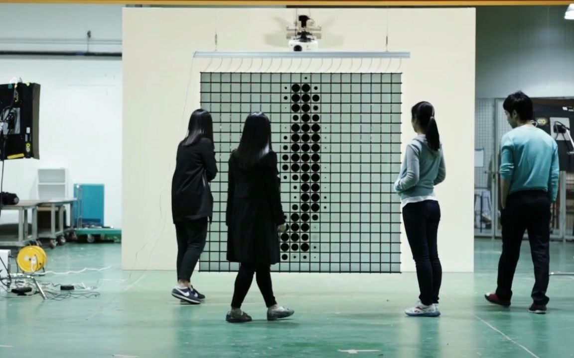 ...定制开发 美术馆艺术馆展示馆企业标识波点互动墙 多媒体交互设计