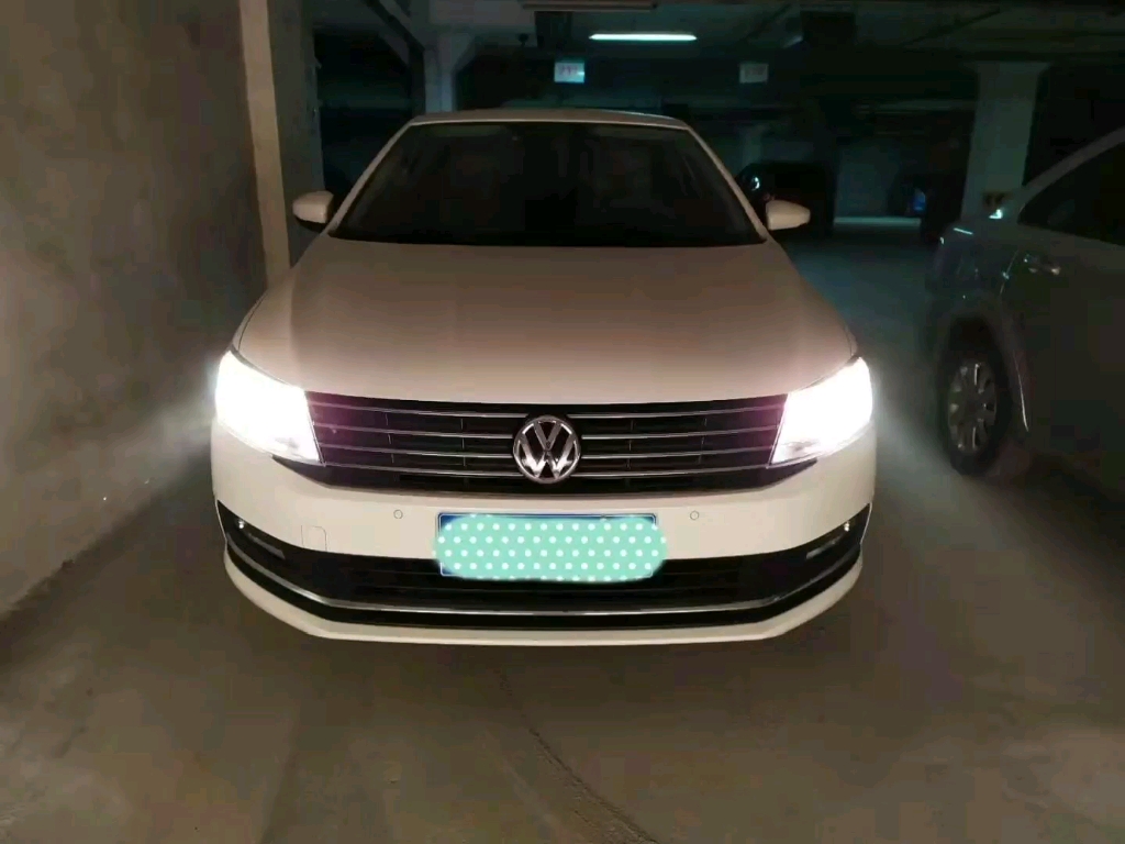 白朗用车之更换原厂LED灯泡