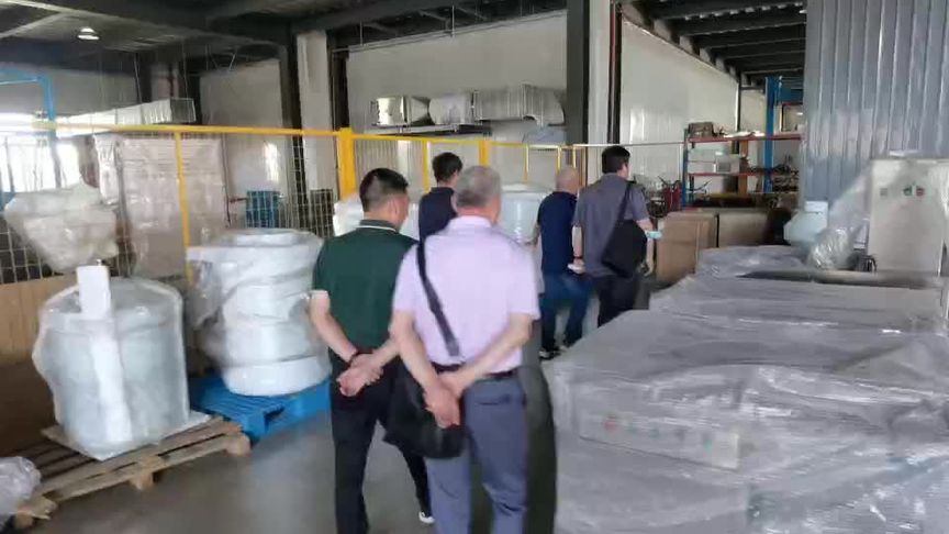 #环保设备厂家 欢迎到厂参观考察餐厨垃圾处理器净化器设备