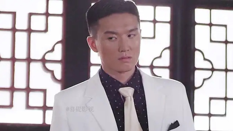 老爷装病瘫痪在床,怎料被儿子发现秘密